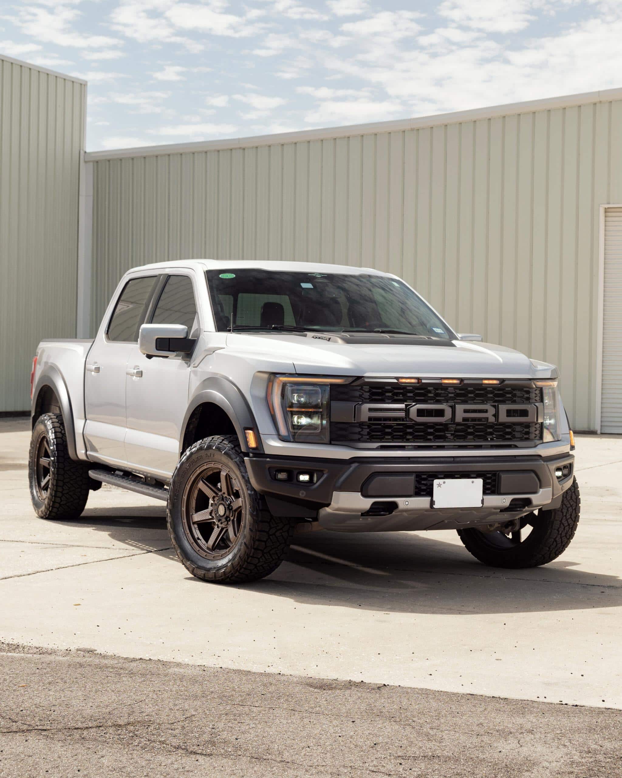 Explroing the Key Insights of Ford Raptor Bolt Pattern - Opple House